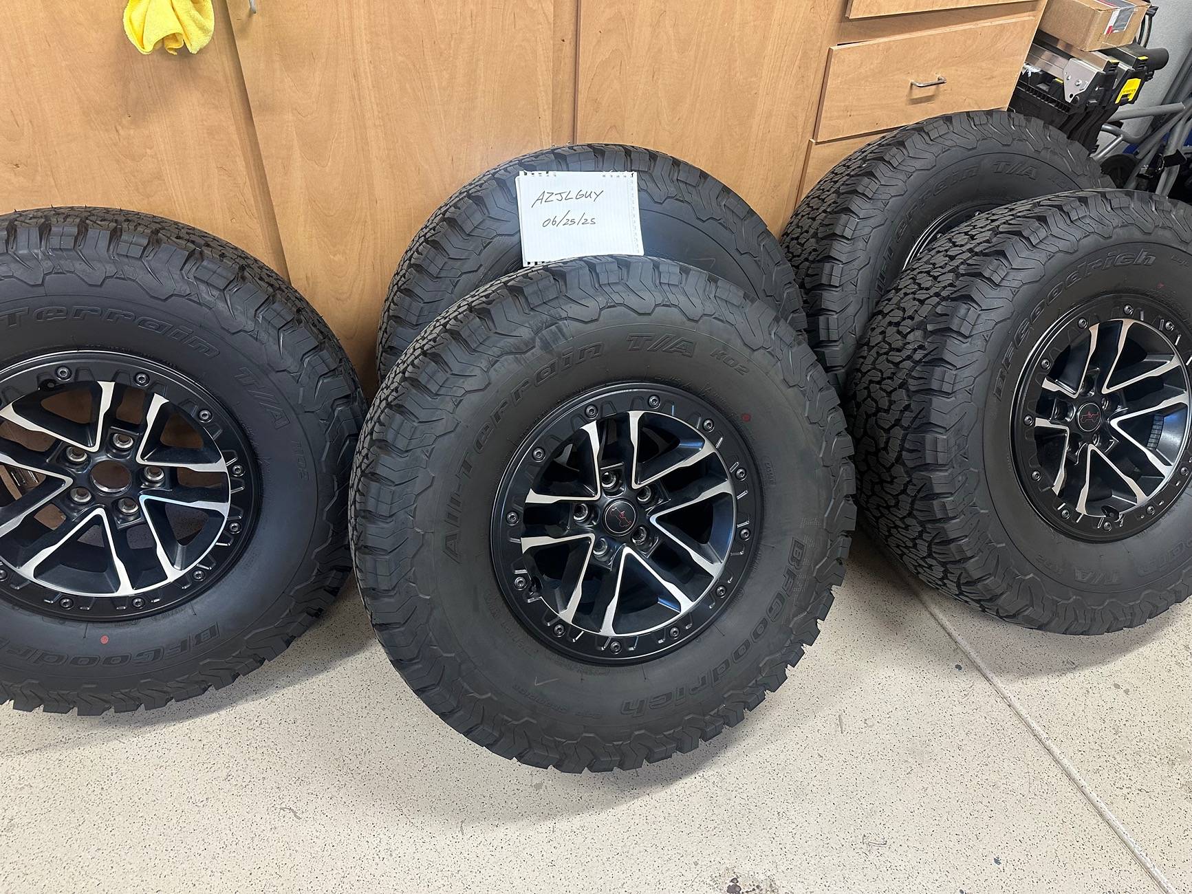 Arizona - 2025 Rubicon takeoff wheels and tires. Xtreme 35 package ...