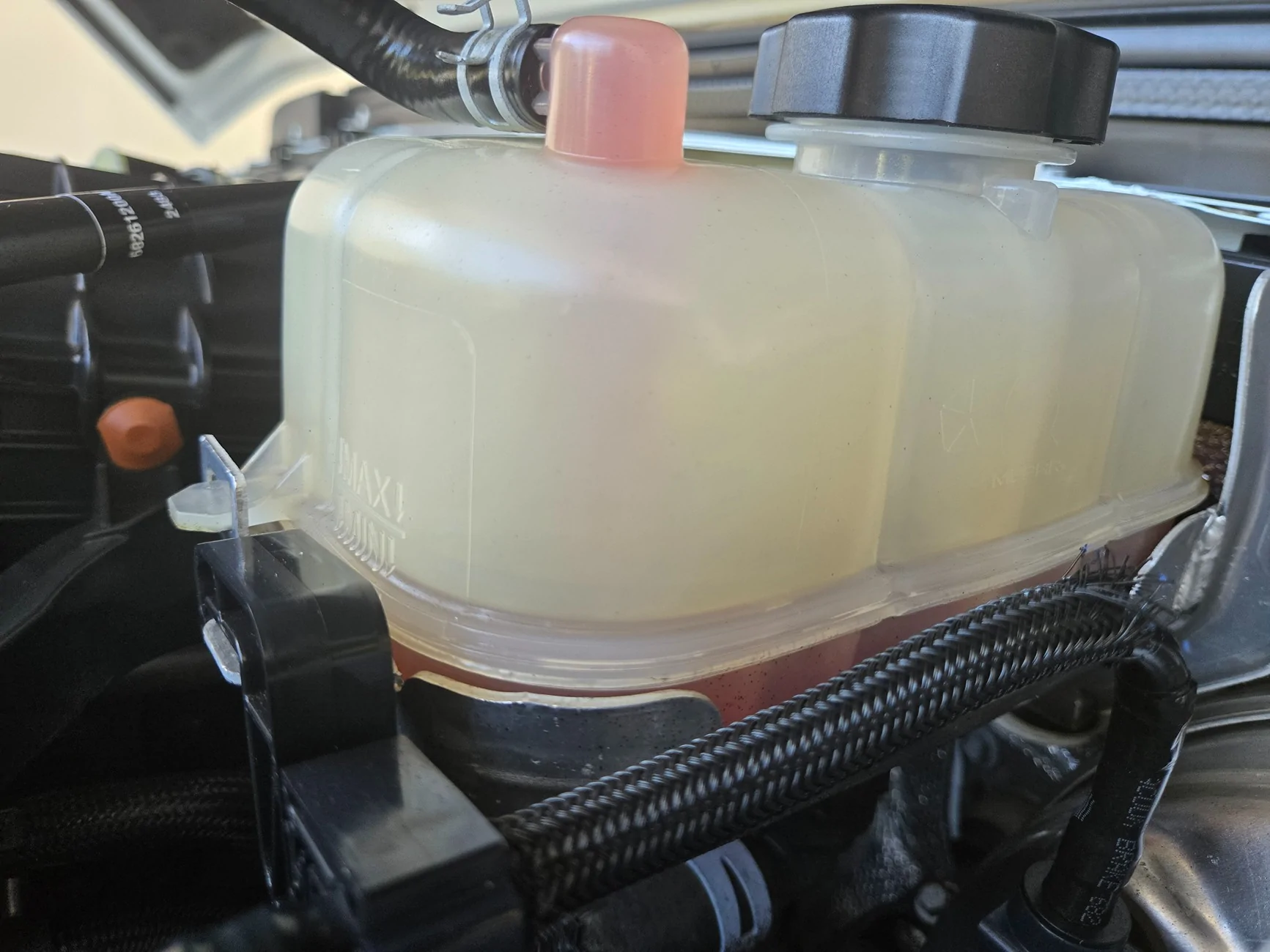 Is my coolant level normal? | Jeep Wrangler Forums (JL / JLU ...