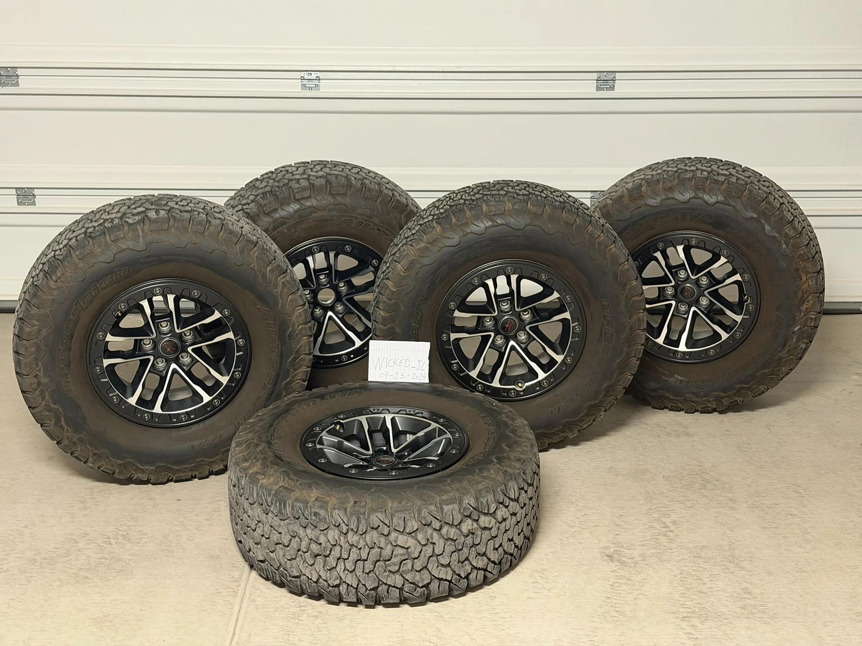 Arizona - For sale: 5X Tire/wheel package from a 2024 JL Wrangler ...
