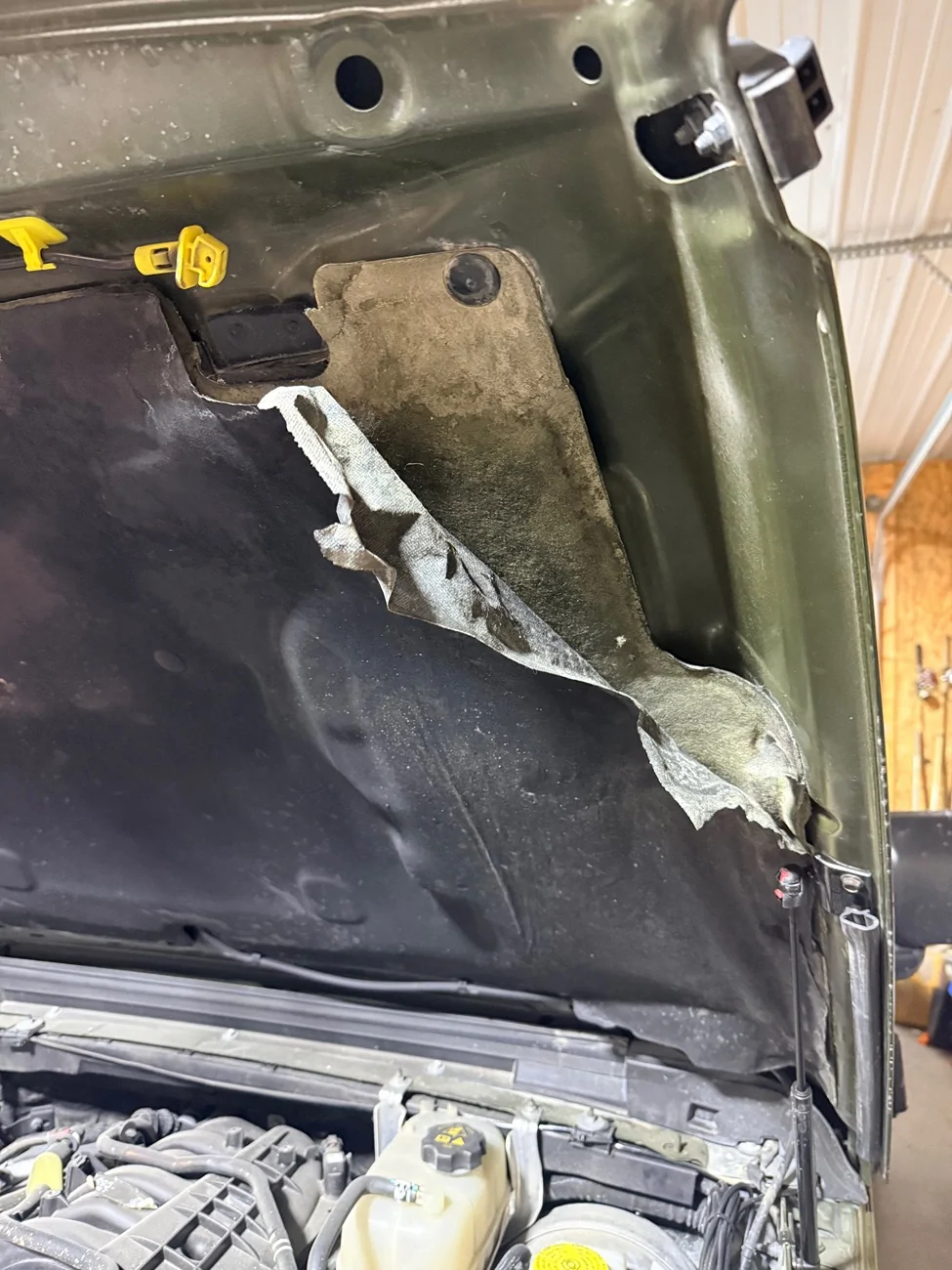 ‘23 Rubicon Need Advice on Hood Insulation Deterioration | Jeep ...
