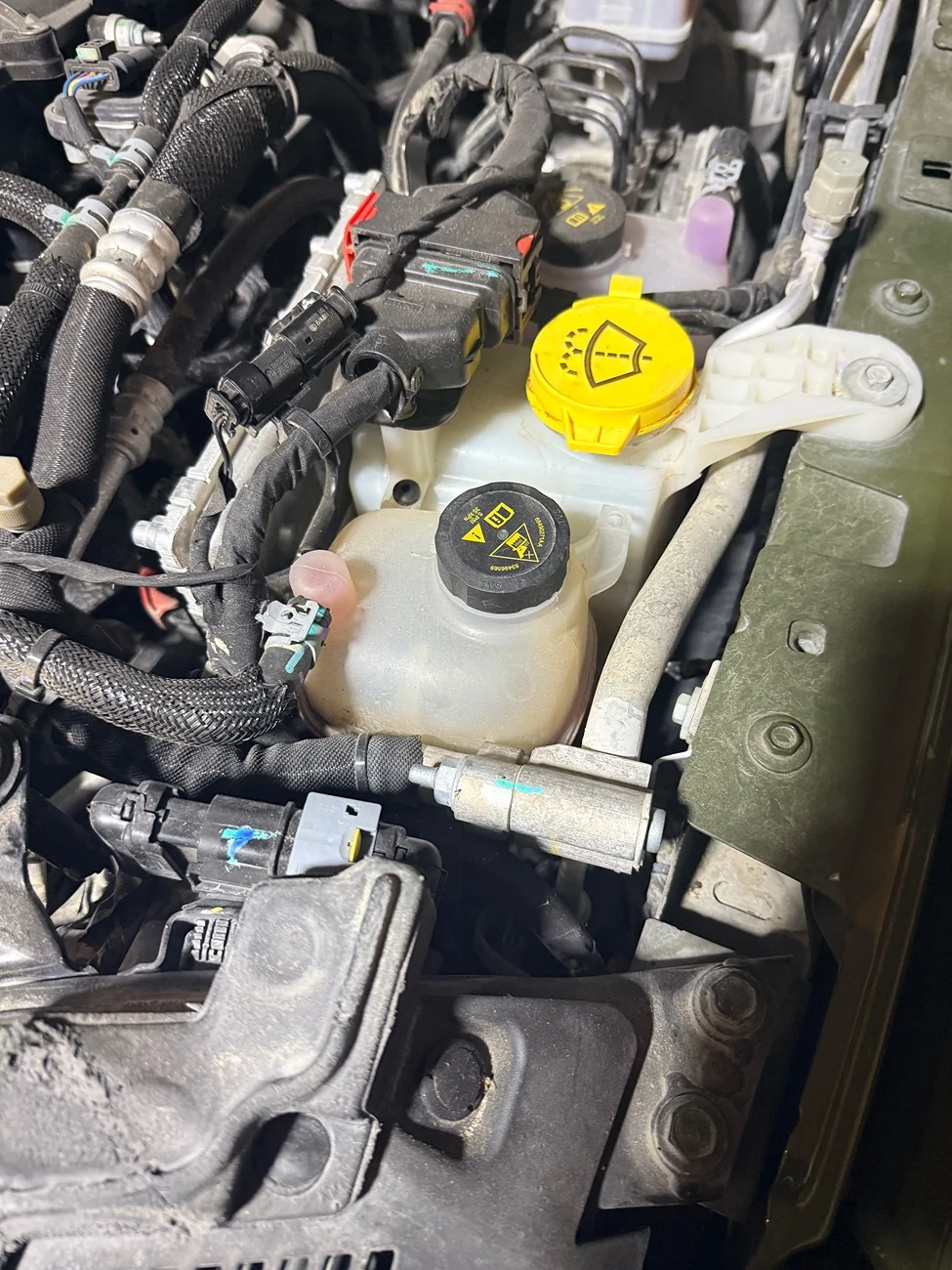 ‘23 Rubicon Need Advice on Hood Insulation Deterioration | Jeep ...