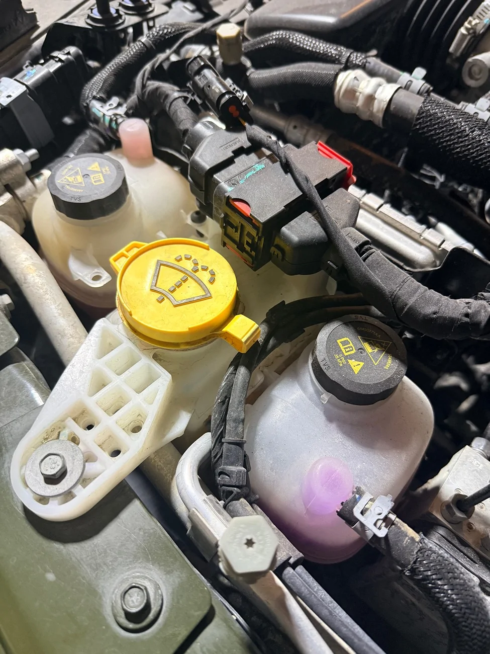 ‘23 Rubicon Need Advice on Hood Insulation Deterioration | Jeep ...