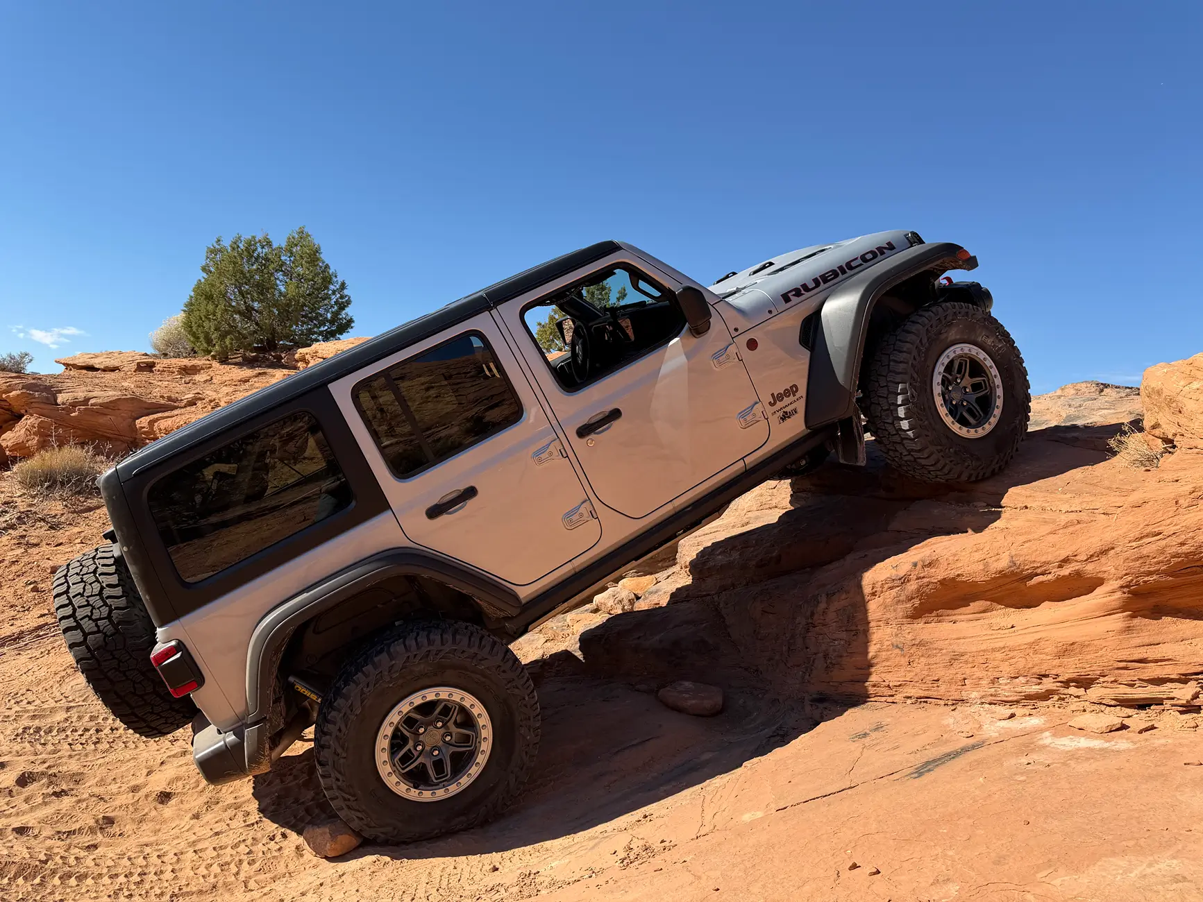 2025 JLU Sport S Install: Rokblokz XL Front Quick Disconnect | Jeep ...