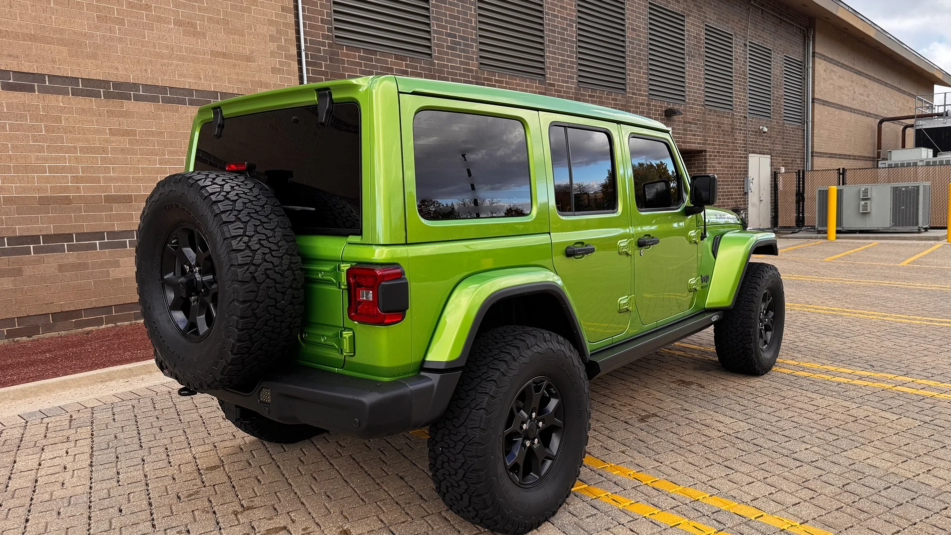 Illinois - 2019 JL MOAB 37k miles 1 owner | Jeep Wrangler Forums (JL ...