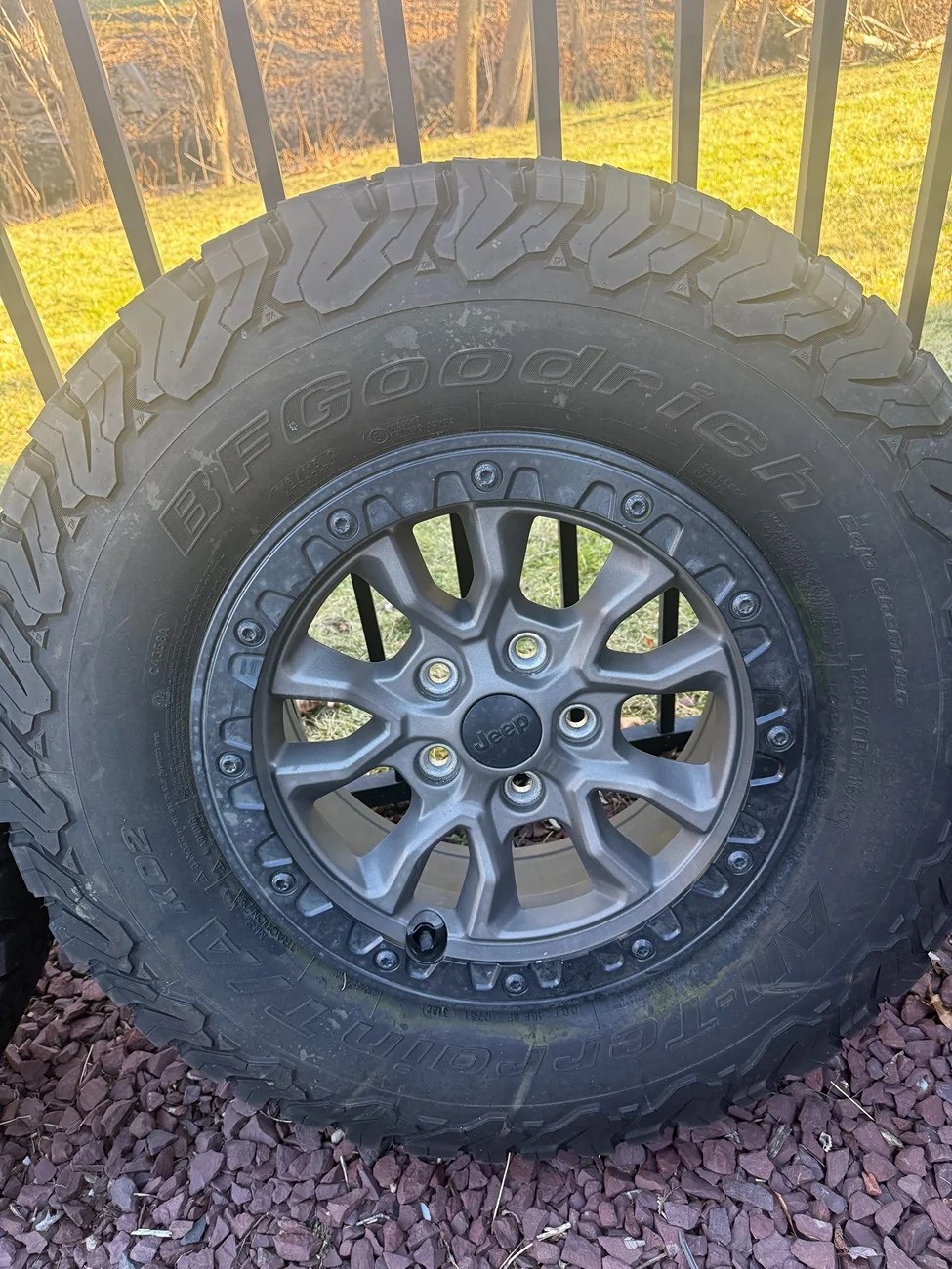 New Jersey - Selling OEM Non-XR 392 Wheels & Tires, $2500 | Jeep ...