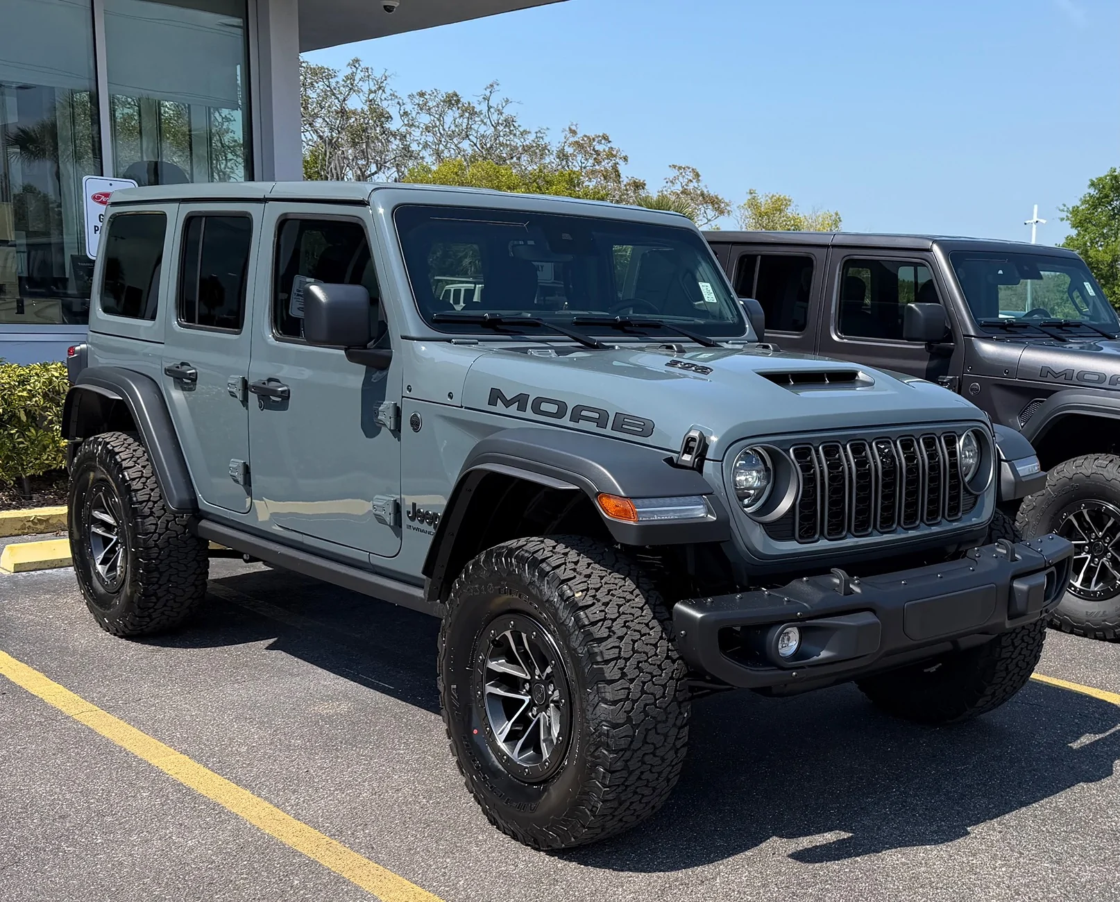 Help me decide- ANVIL vs GRANITE on a MOAB | Page 3 | Jeep Wrangler ...