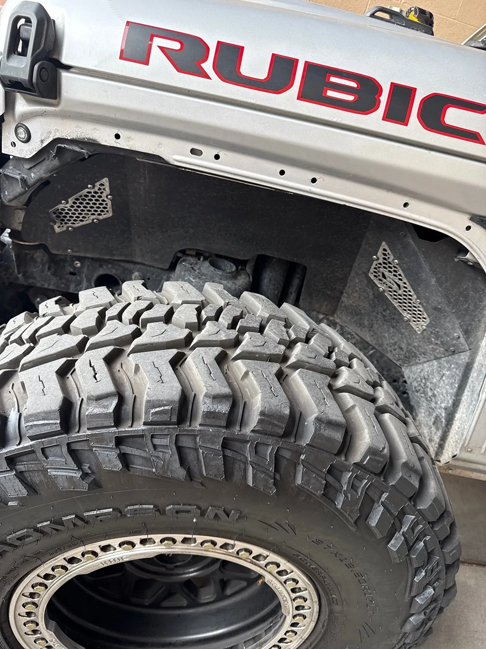 Motobilt hood vents installed | Jeep Wrangler Forums (JL / JLU ...