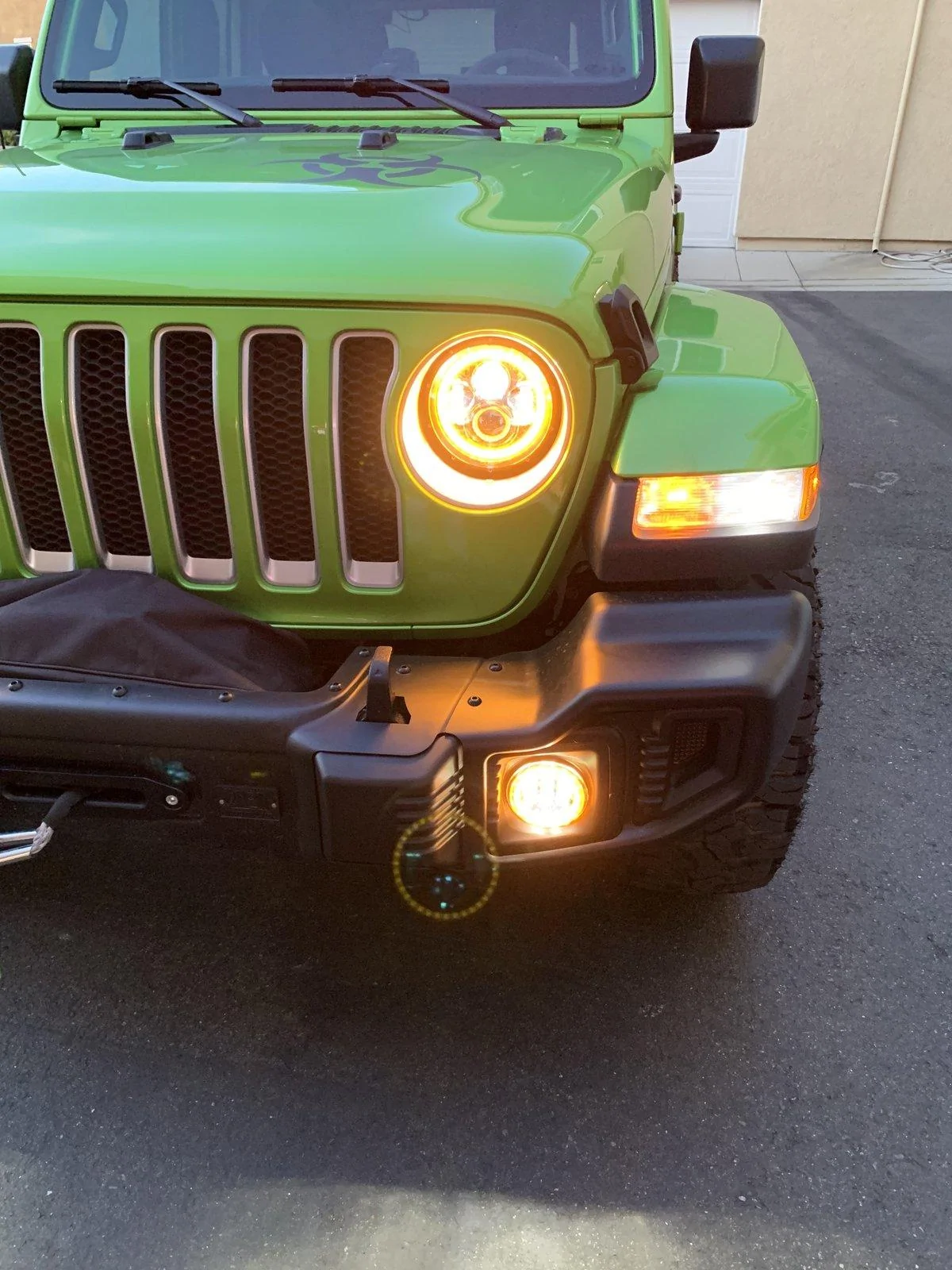 Quake LED releases Jeep JL Plug & Play DRL Halo Switchback Turn Signal ...