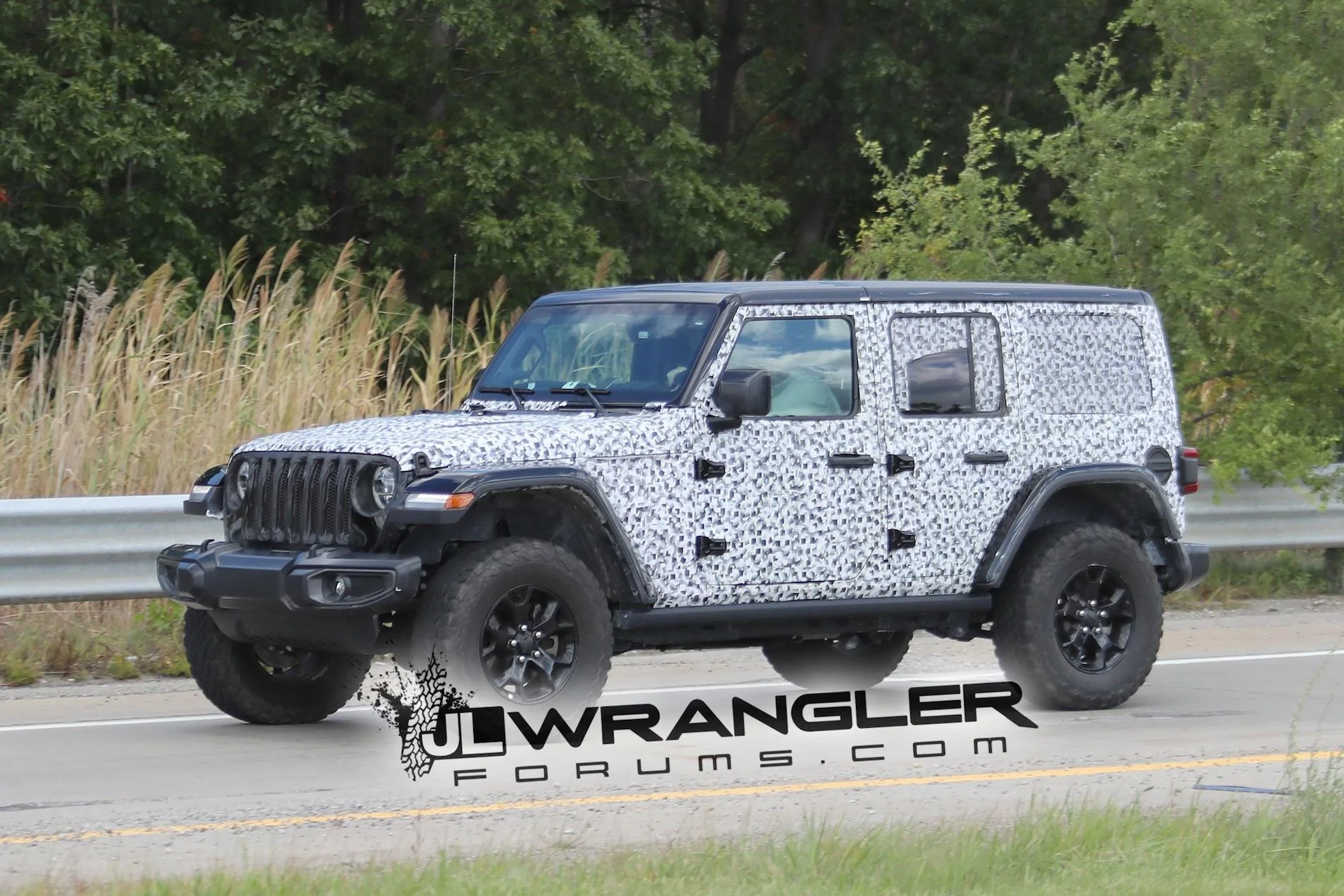JL Wrangler body in white shell shows fender lights + vents, hood ...