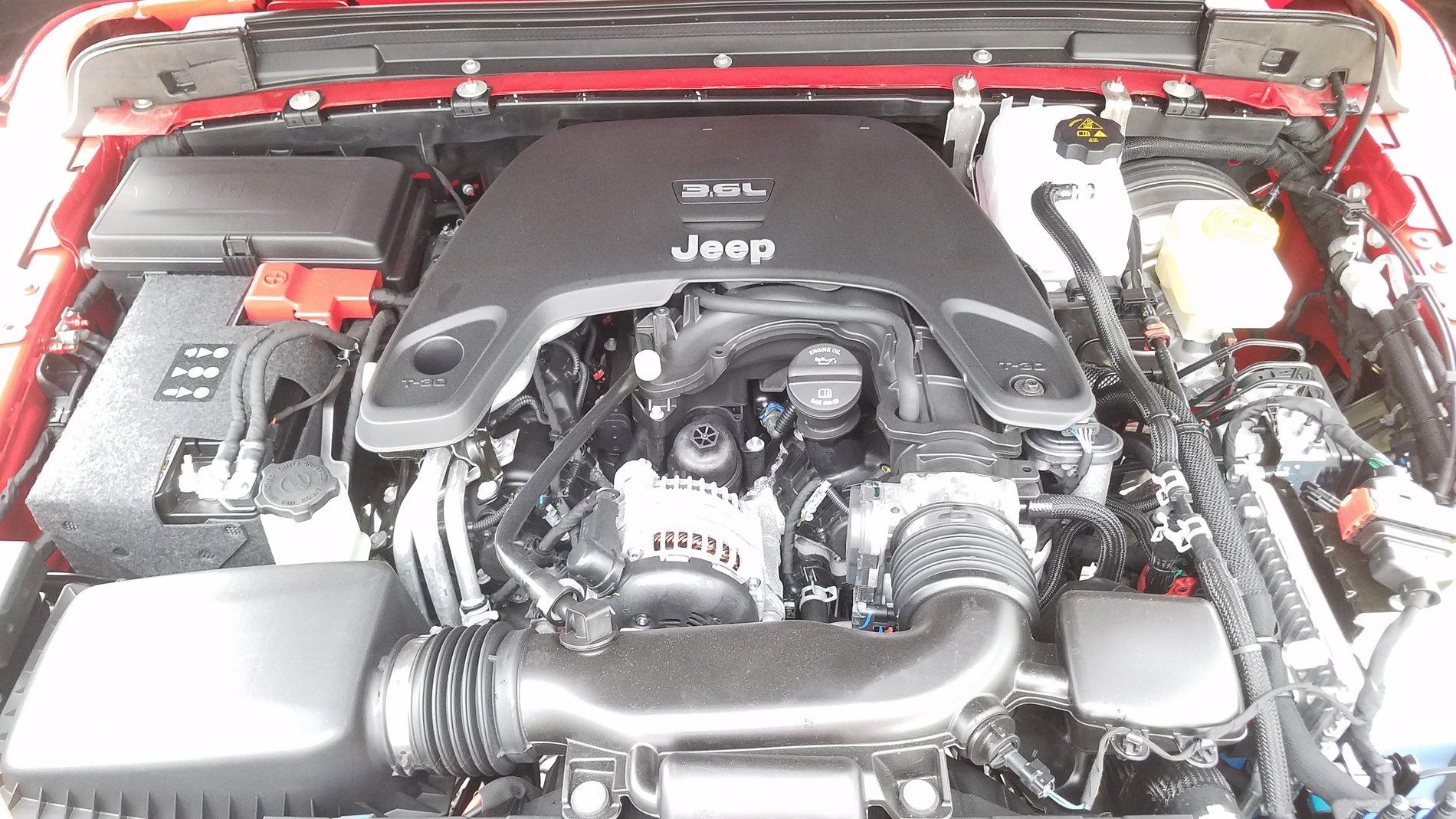 Do we have a pic of the engine bay with a 3.6L Pentastar? | Jeep ...