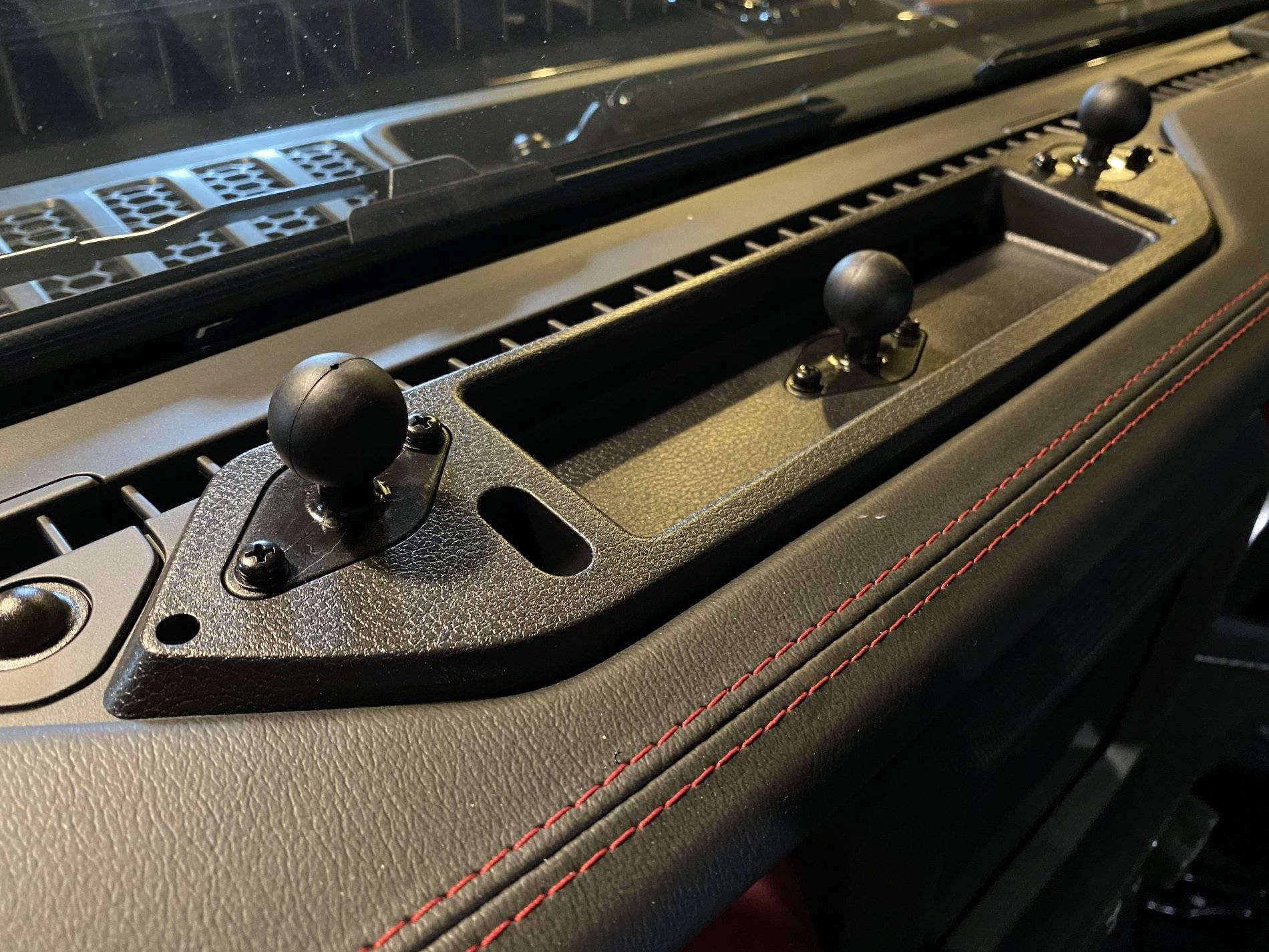 Installed Voswitch JL100 in my '21 JLUR | Jeep Wrangler Forums (JL ...