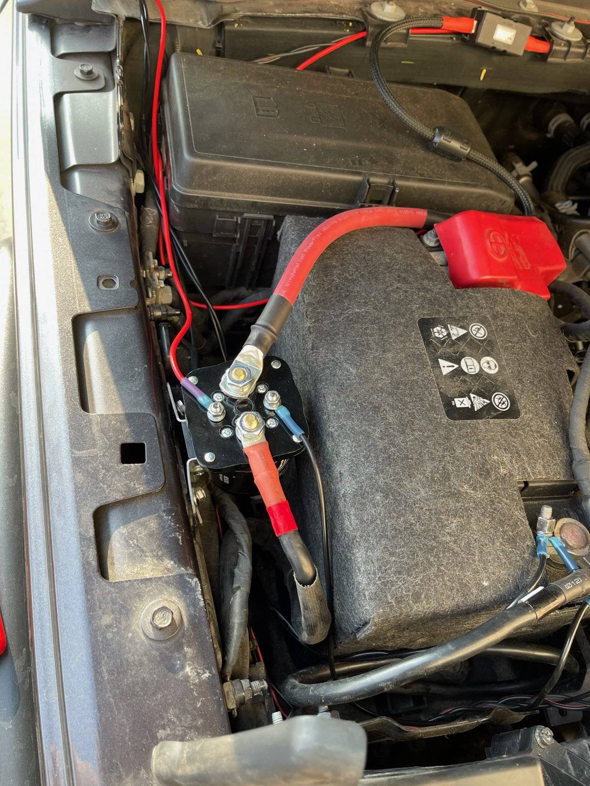 Installed Voswitch JL100 in my '21 JLUR | Jeep Wrangler Forums (JL ...