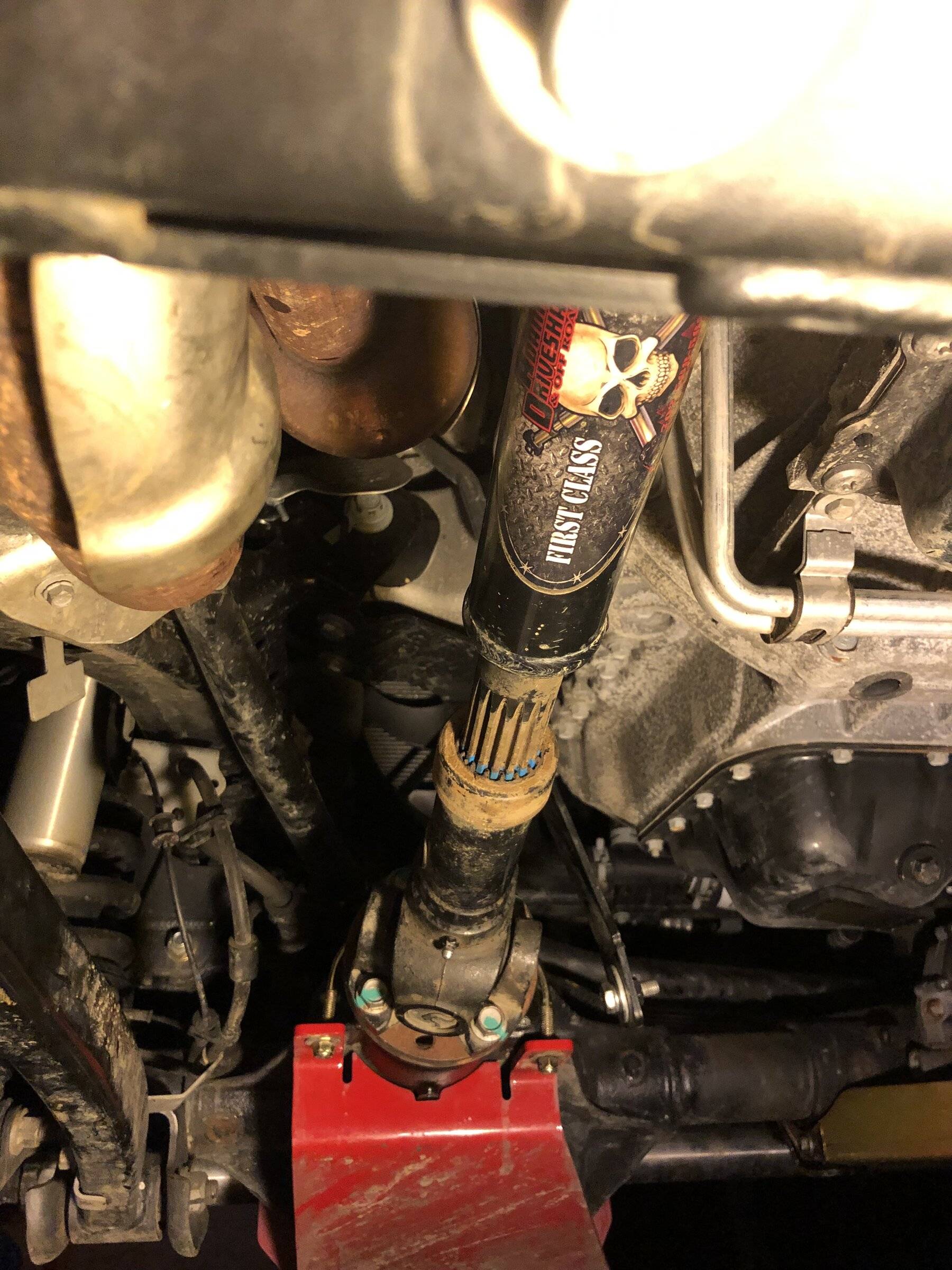 Loose transfer case yoke nut/ weeping pinion seal / Adams 1350 DS ...