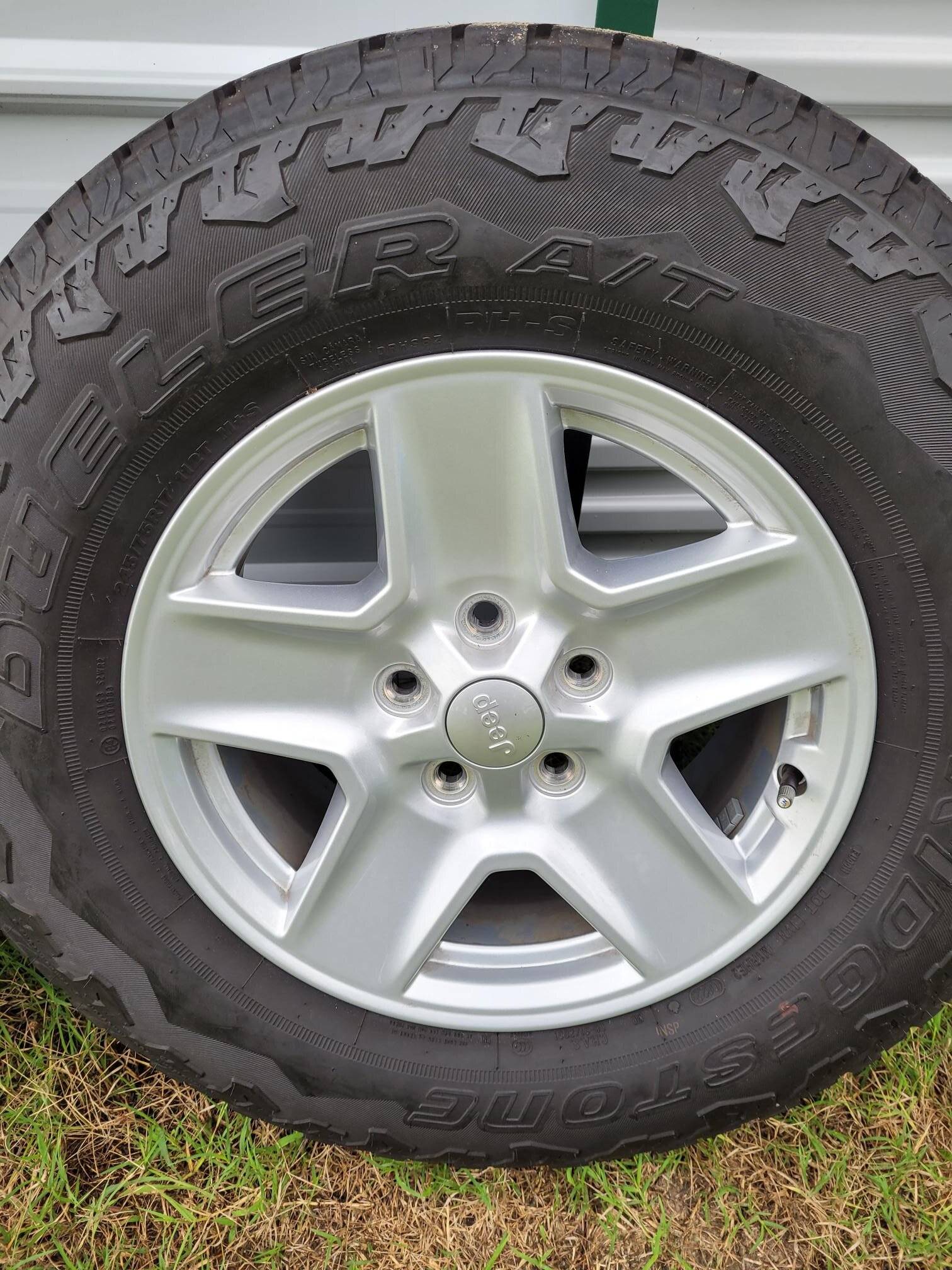 North Carolina - For Sale: $750 Almost New Bridgestone Dueler A/T and ...
