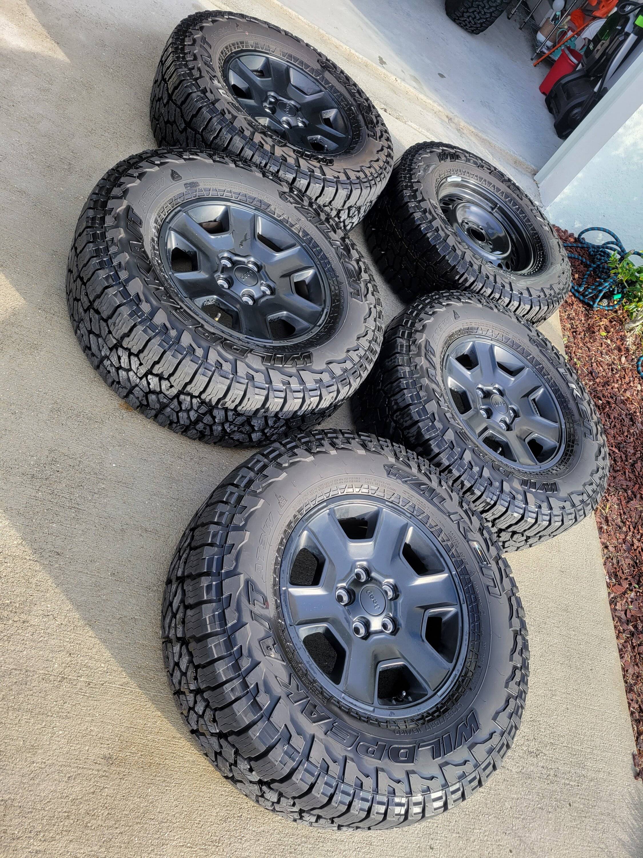 Florida - Jeep Gladiator Mojave Takeoffs + Spare: $1000 | Jeep Wrangler ...
