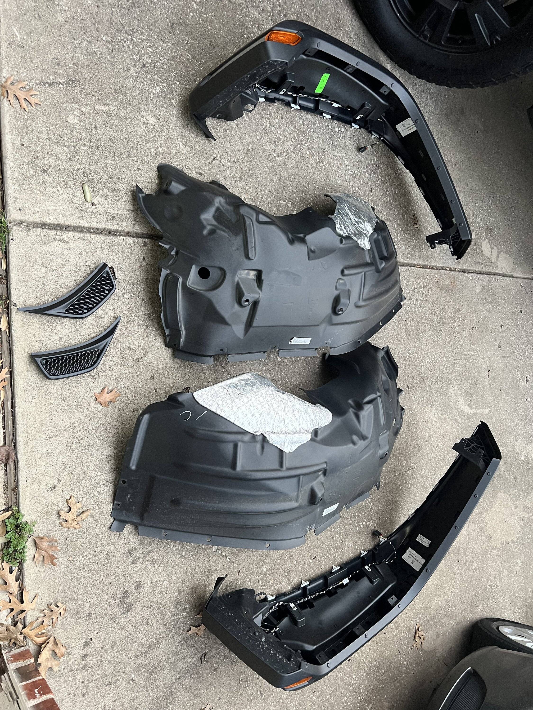 Texas - 2022 Rubicon Fenders - Full Set $100 | Jeep Wrangler Forums (JL ...