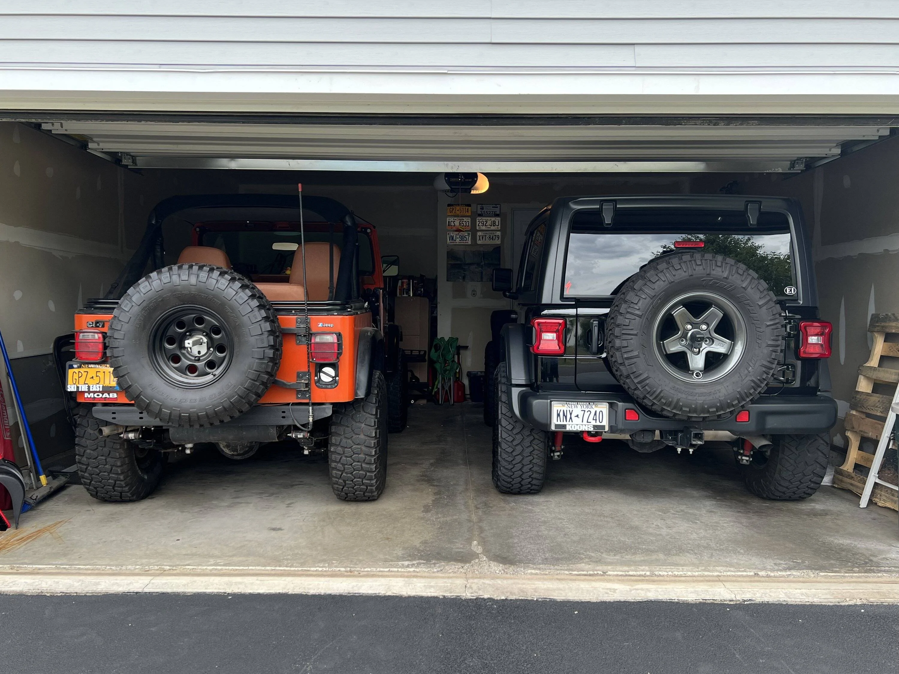 Post your Jeep in the garage pics! | Page 5 | Jeep Wrangler Forums (JL ...
