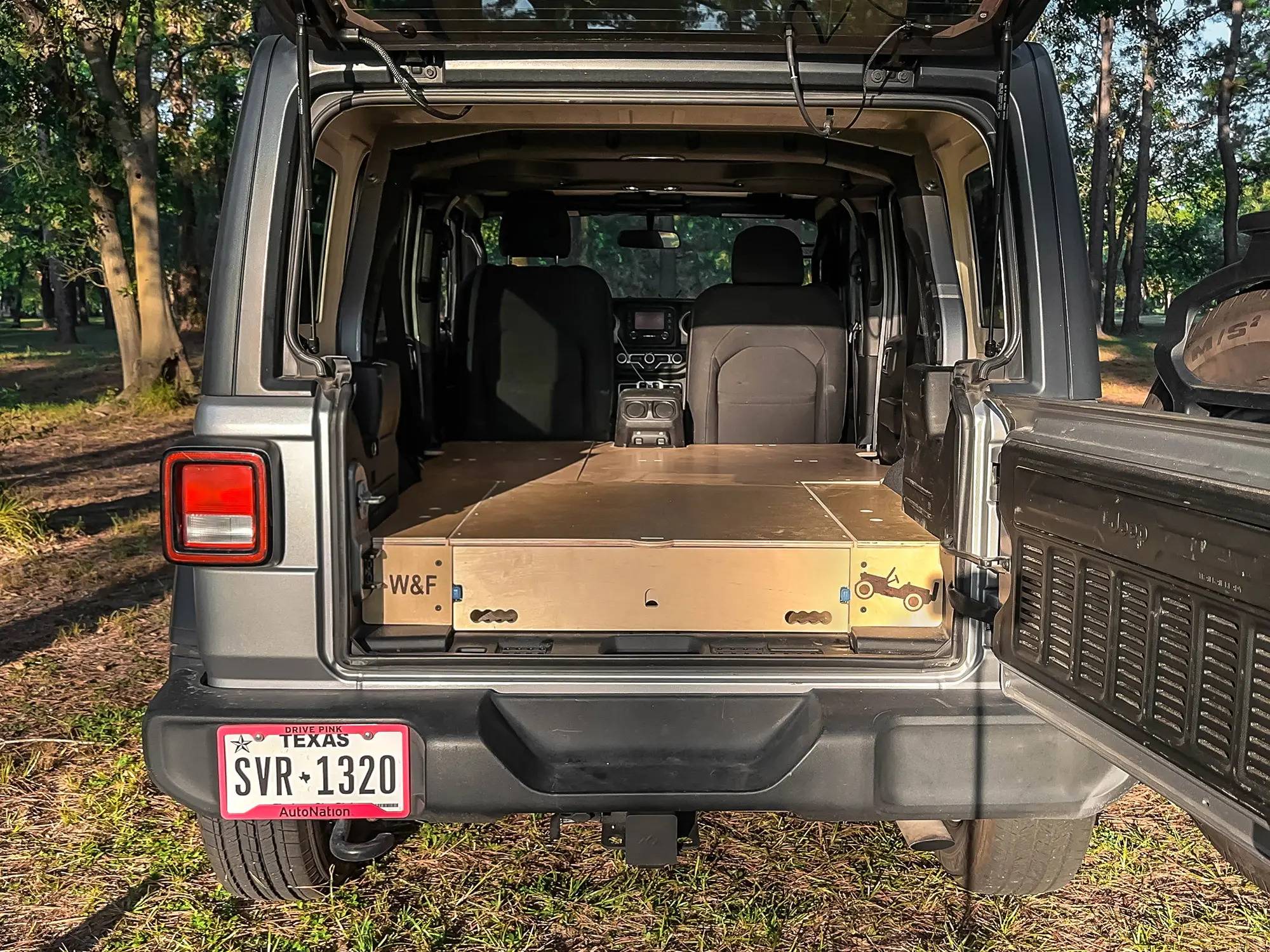 Transform Your Jeep Wrangler JLU with the Ultimate Camper Kit "Glacier ...