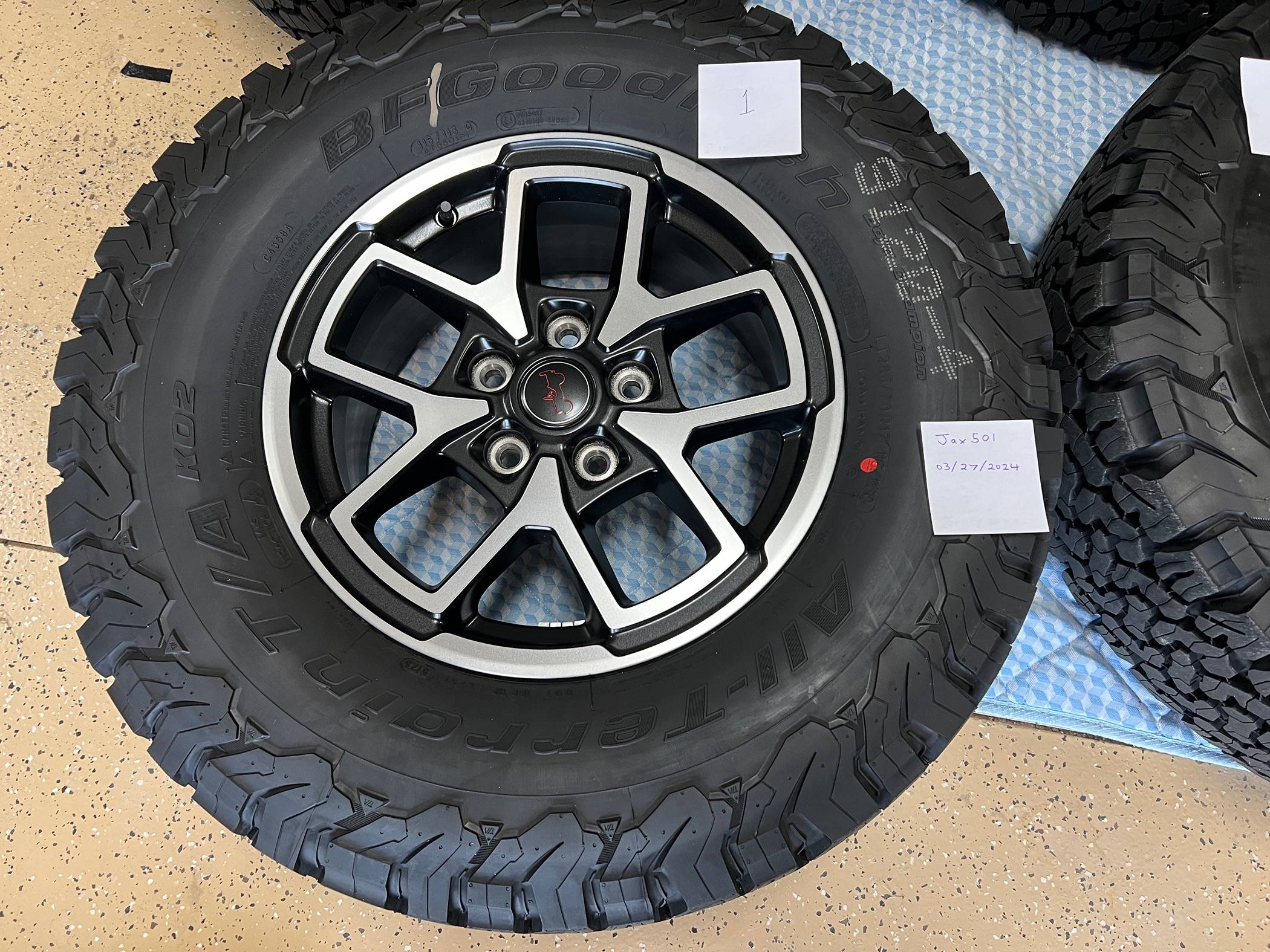 Florida - FS: 2024 Rubicon Take-Off Wheels & Tires (5), with OEM TPMS ...