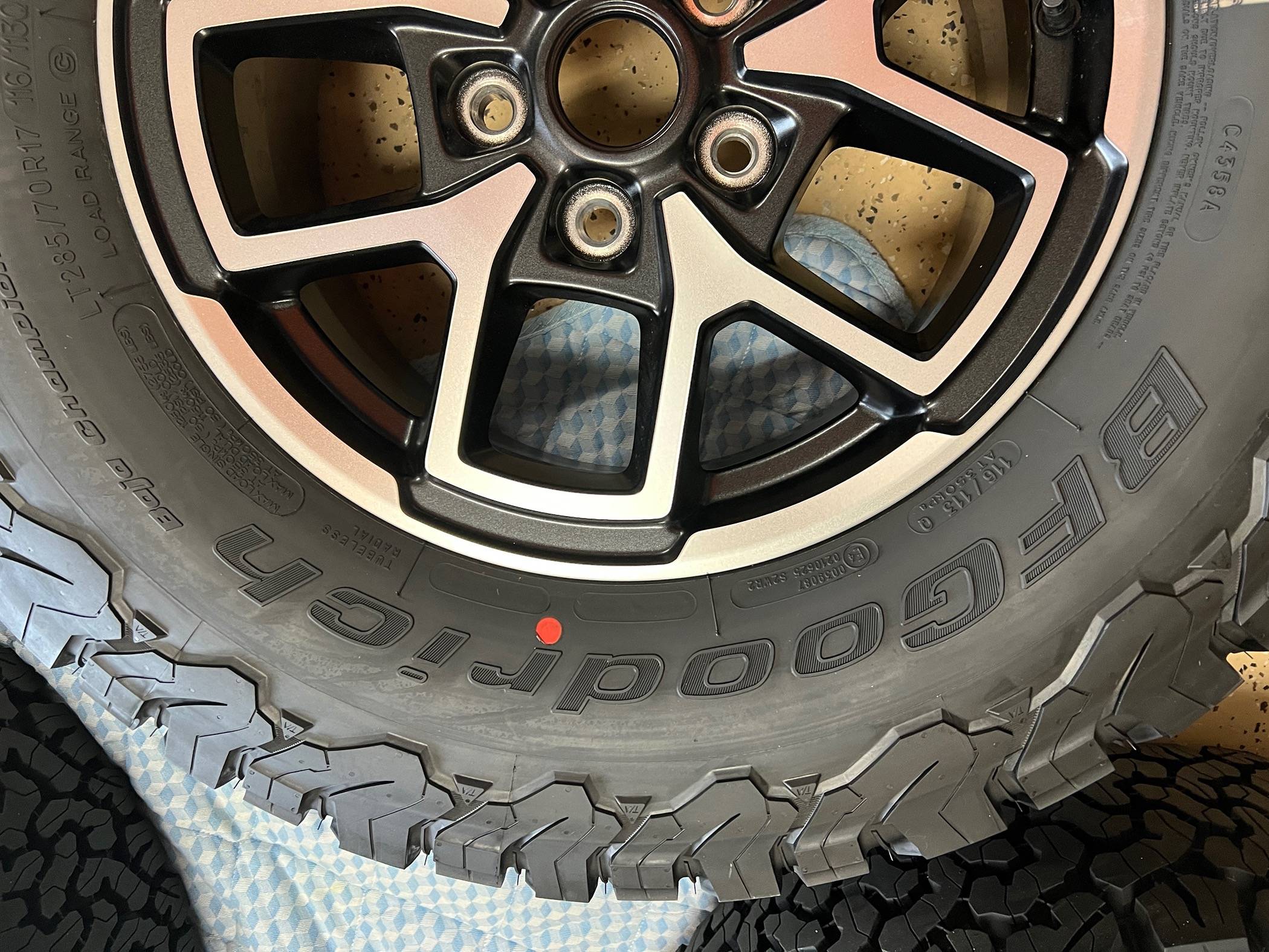 Florida - FS: 2024 Rubicon Take-Off Wheels & Tires (5), with OEM TPMS ...