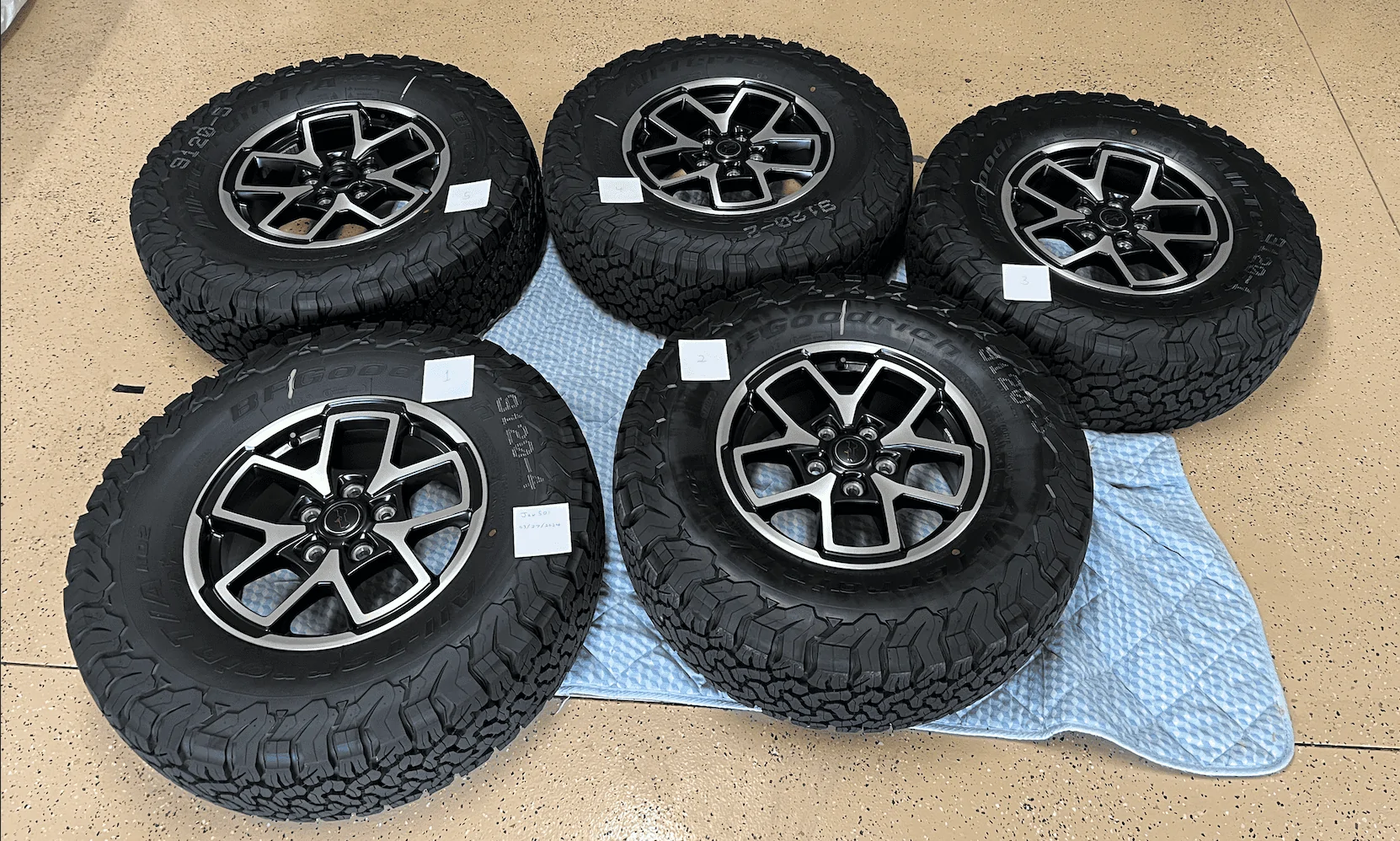 Florida - FS: 2024 Rubicon Take-Off Wheels & Tires (5), with OEM TPMS ...