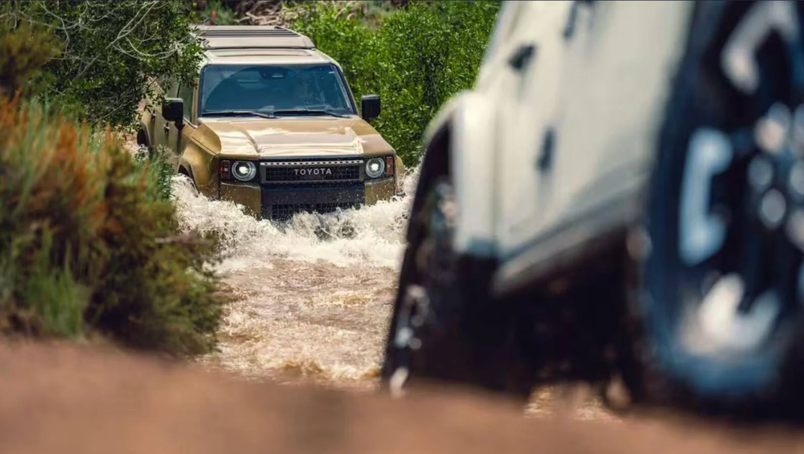 Motor Trend Compares Wrangler Rubicon 4xe to new Land Cruiser and ...