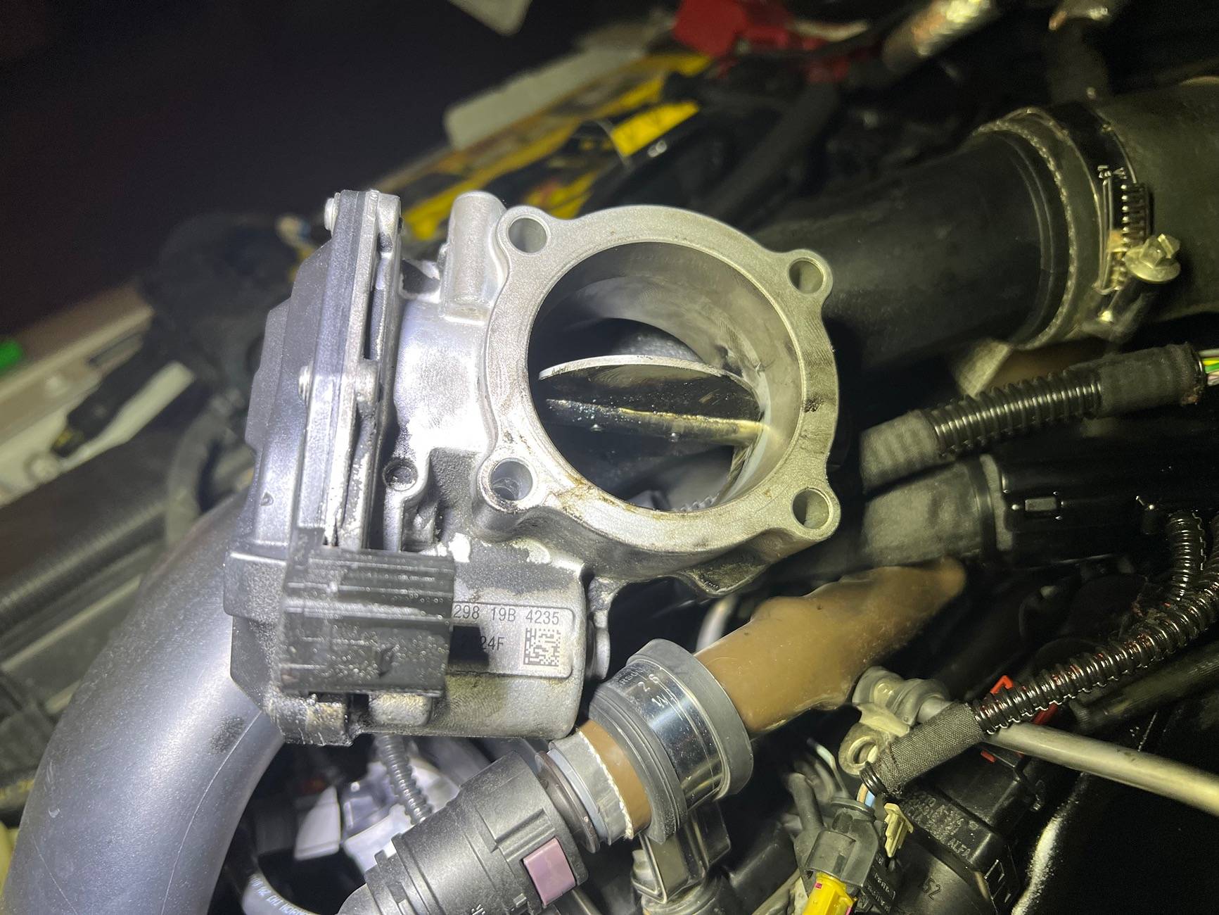 Trouble Code P02E8: Intake AirFlow ‘A’ Position Sensor Circuit Low ...