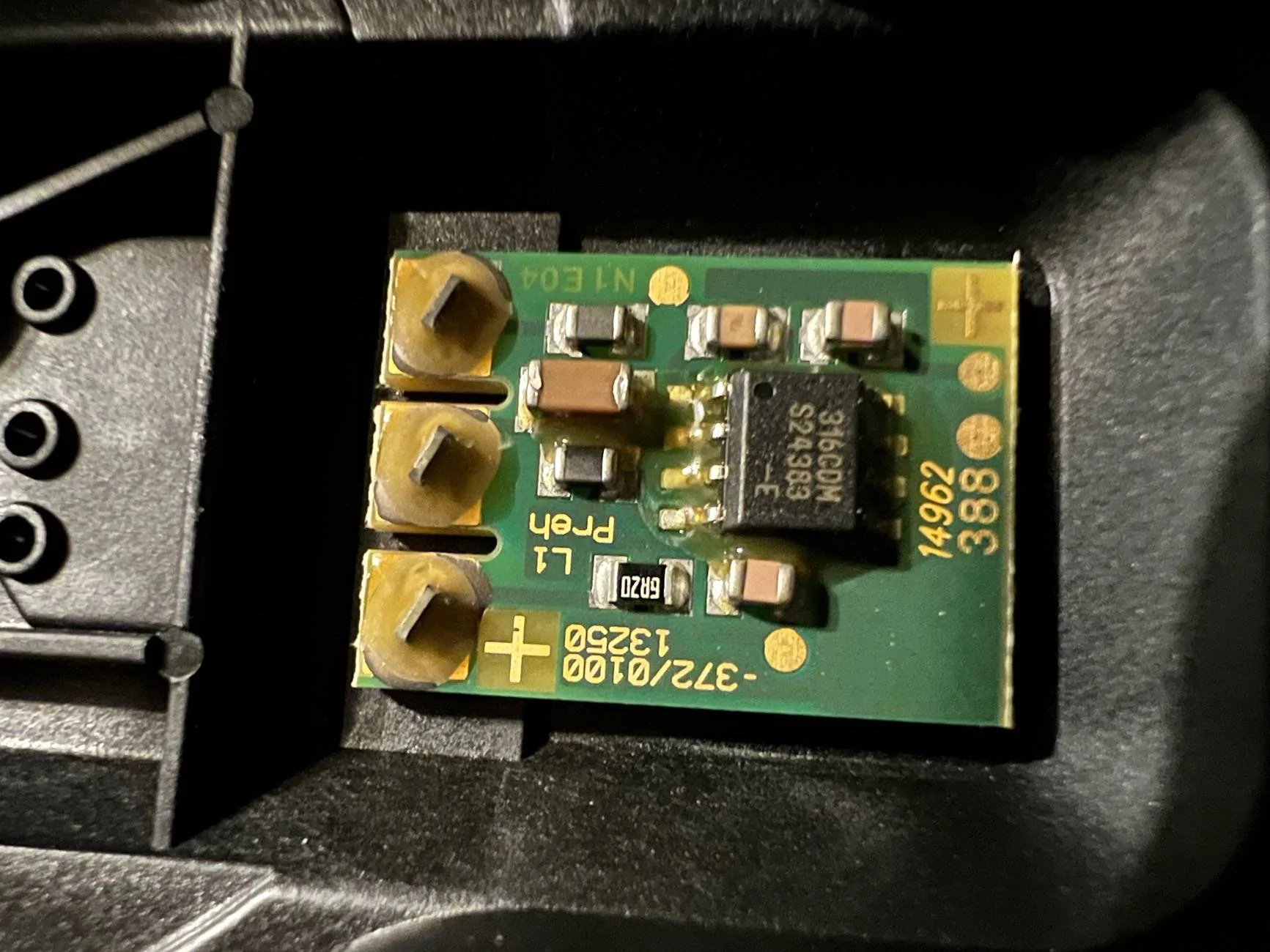 Trouble Code P02E8: Intake AirFlow ‘A’ Position Sensor Circuit Low ...