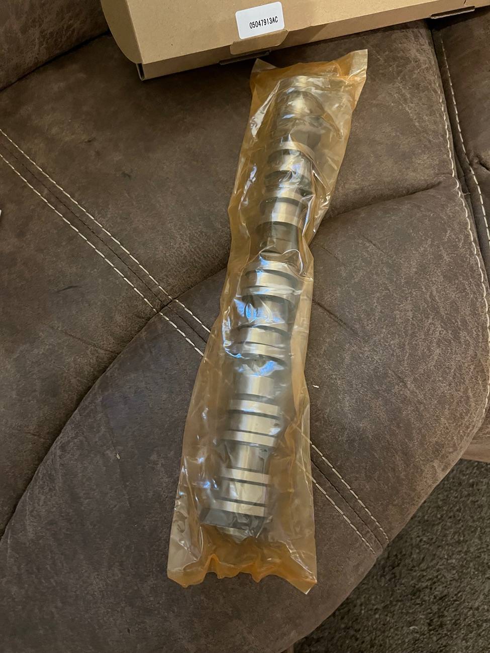 Got my e-bay bought Right Intake Cam Shaft today | Jeep Wrangler Forums ...